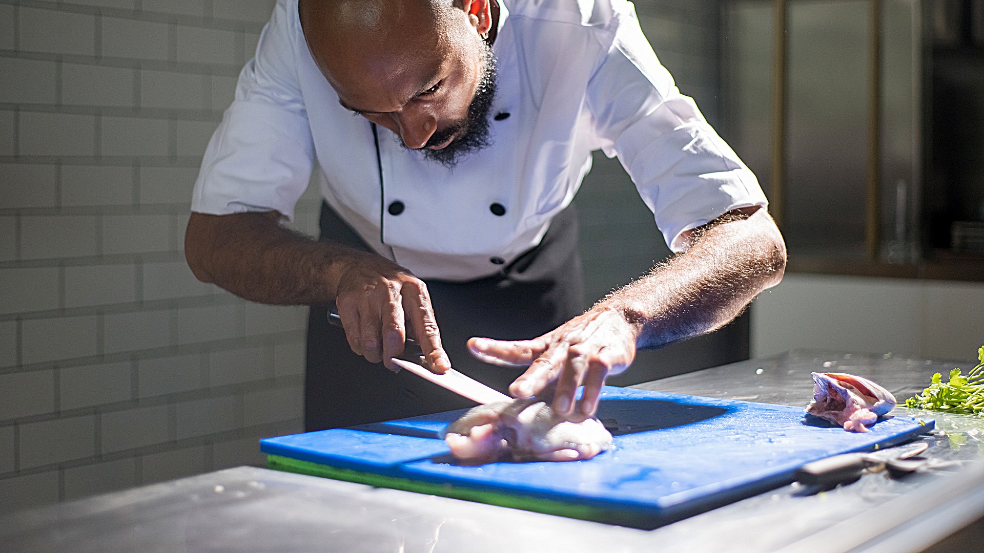 Which countries lead MENA Foodtech, securing 80% of startup funding?